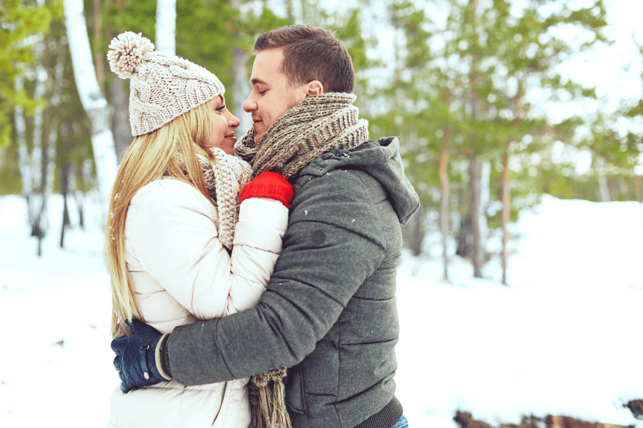 35 Romantic Winter Date Ideas You Need To Go On This Winter - Bold & Bubbly
